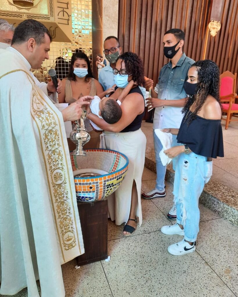 Batismo do Espírito Santo | Diocese de Itaguaí